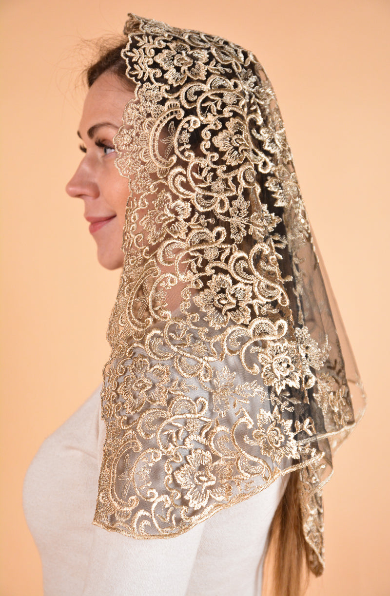 Gold Mass Veil – MariaVeils