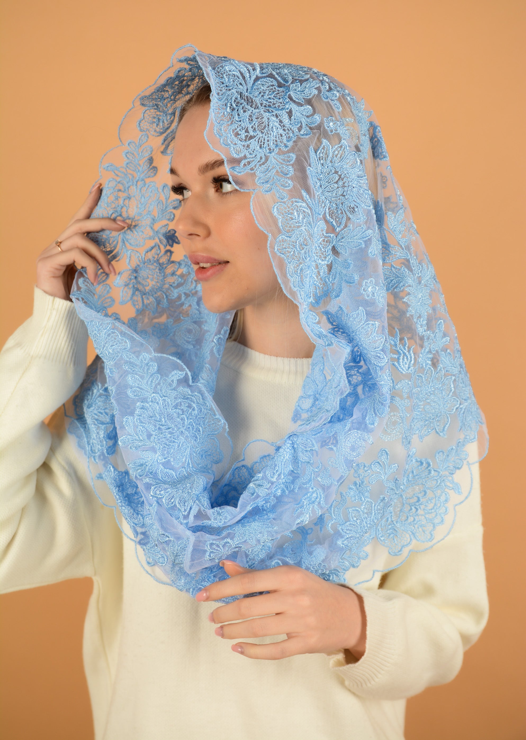 BLUE VEILS – MariaVeils